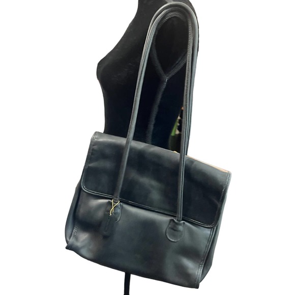 Coach | Bags | Coach Vintage Flap Shopper Bag73 Purseblack ...